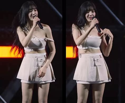 Kwon Eunbis Shoulder Strap Mishap During An University Festival Kbizoom