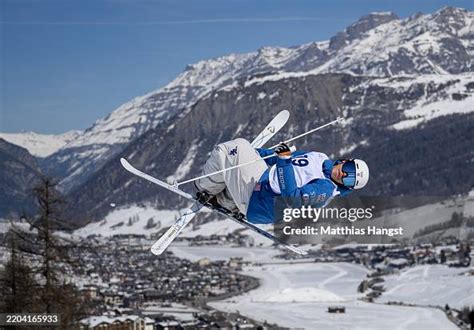 Asher Michel Of Team Usa Actiduring The Mens Moguls Practice Session News Photo Getty Images