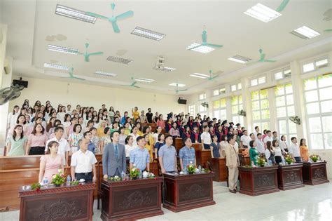 Trường Cao đẳng Sư Phạm Nam Định Tổ Chức Lễ Tốt Nghiệp Cho Sinh Viên