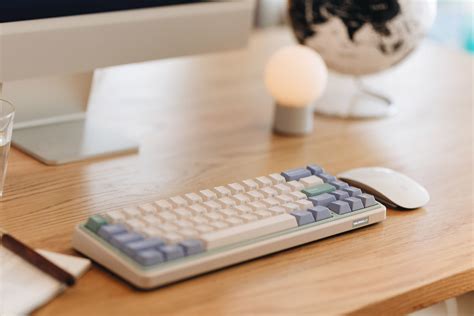 Varmilo Minilo Vxh67 Eucalyptus 65 Wired Hotswap White Led Keyboard