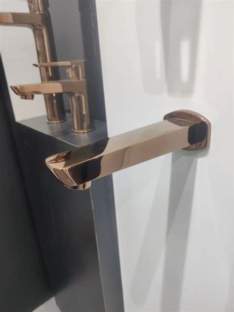 Brass Bathtub Spout For Bathroom Fitting At ₹ 9200piece In Lucknow