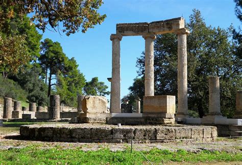 Tholos Greek Round Temples Britannica