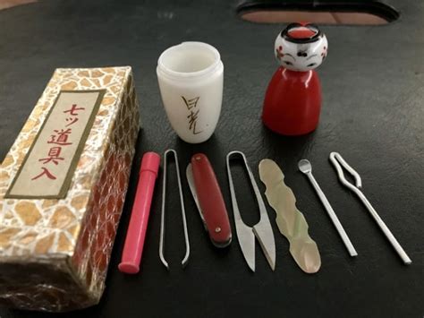 What Is This Tiny Hook That Came In This Vintage Travel Etui R Whatisthisthing