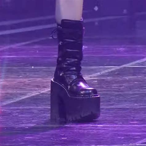 노하라 신노스게 On Twitter Rt Hinatasr19g นี่คือส้นรองเท้าที่หนิงใส่เต้น
