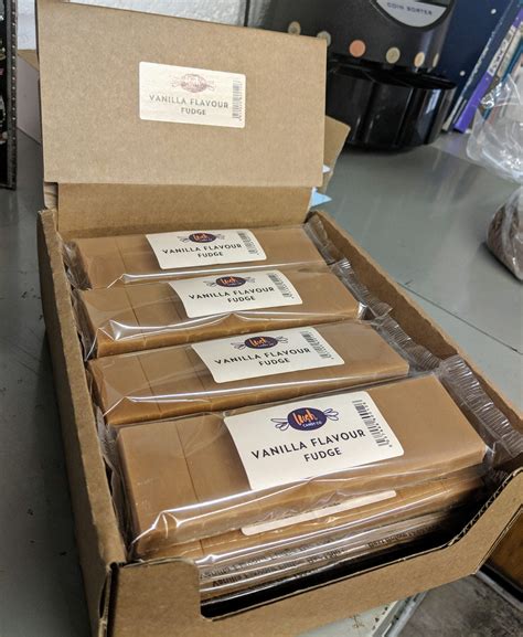 Lush Candy Vanilla Fudge 24