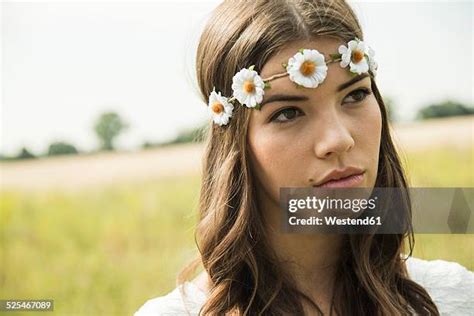 Mole Hair Photos And Premium High Res Pictures Getty Images