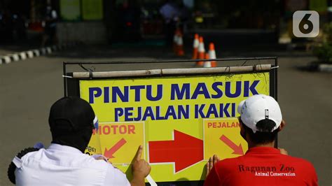 Foto Hari Pertama Ragunan Kembali Dibuka Foto