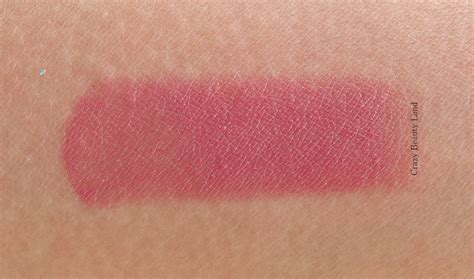 Pouting With The Revlon Super Lustrous Lipstick In Mad About Mauve Musings Swatches Crazy