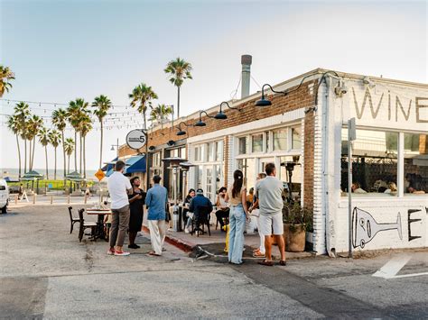 Dudley Market Is A Sexy Seafood Scene That Spills Onto The Street