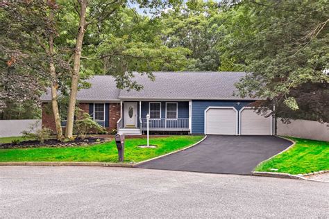 Waterfront Homes For Sale Mt Sinai Ny At Heather Richards Blog