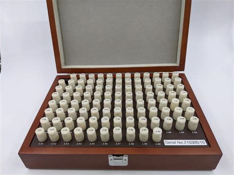 Steel Pin Gauge Sets Class Zz 001mm Increments Engineering Uk