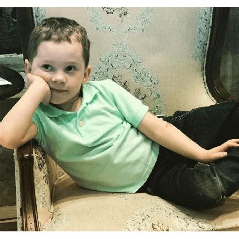 Sticker Maker Gavin Thomas