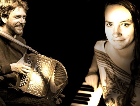 Großer Balfolk Tanzsaal Filippo Gambetta It Emilyn Stam Kan