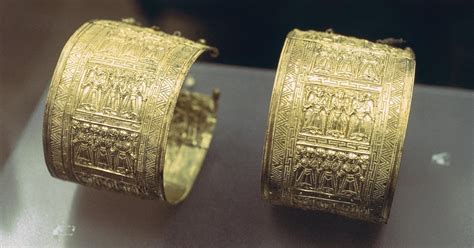 El Tesoro Etrusco De La Tumba Regolini Galassi