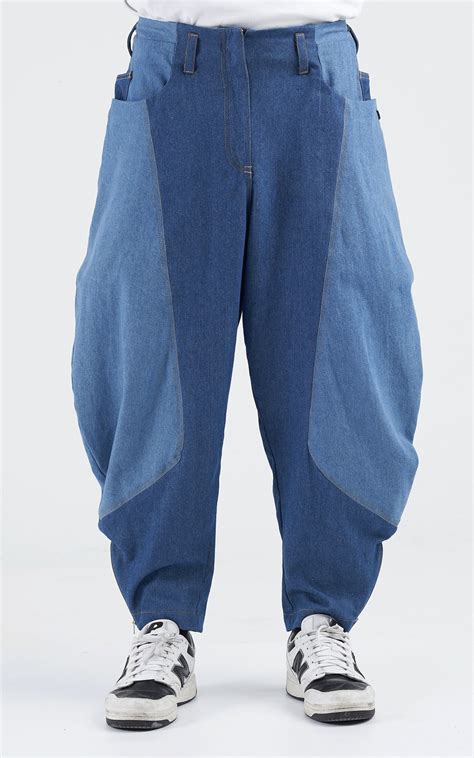 Pants Idle Idō
