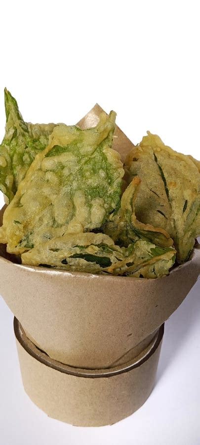 Krispy Green Spinach Chips And Delicious Stock Image Image Of Homemade Dried 403154281
