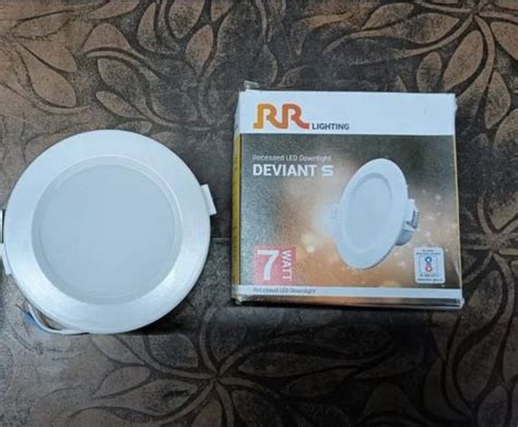 Round 7 W Rr Deviant S Recessed Led Downlight 6500k Cool Daylight At