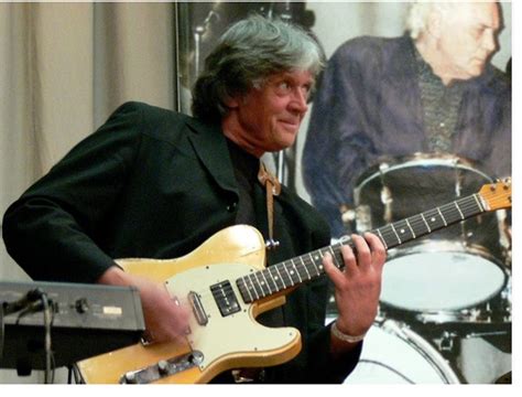 Top Topham Guitarrista Original Dos Yardbirds Morre Aos 75 Anos Ele