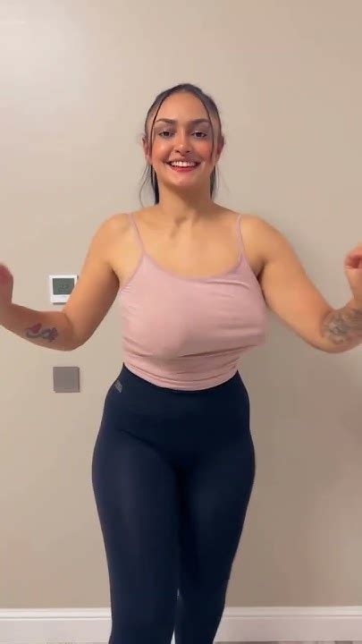 No Bra Bouncing Big Boobs No Bra Challengenobra Bouncing Tiktok