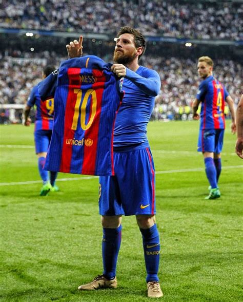 Psbattle Lionel Messi Showing His Shirt Messi Amerikan Futbolu