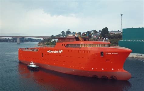 Astilleros Gondán Pone A Flote El Buque Csov “edda Sudri” Puente De Mando Por Juan Carlos