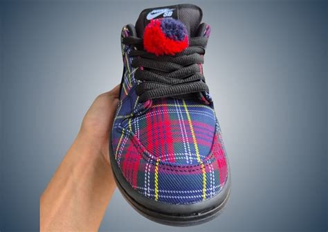 Nardwuar X Nike Sb Dunk Low Ii1493 600 Sneakerfiles