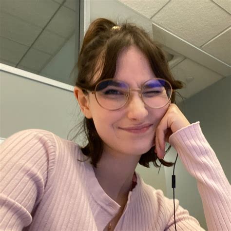 Olivia Schultz Youtube