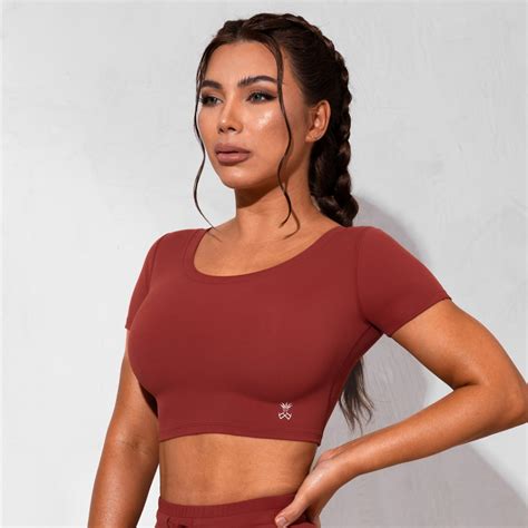 Jual Pebble Pop Crop Top Ruby Shopee Indonesia