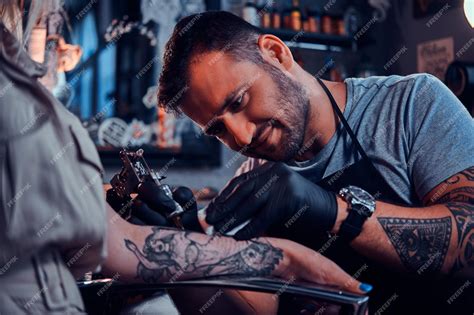 Tattoo Artist Photography