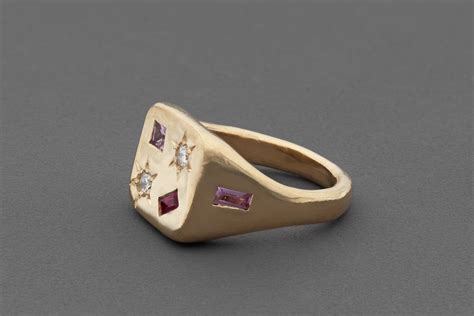 Tablet Ring Seb Brown