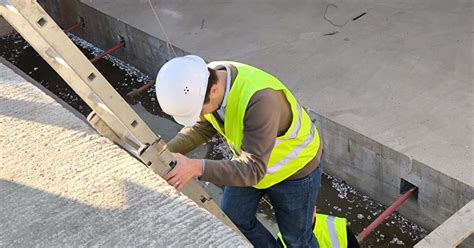 Pasajul Solventul Noiembrie Tion