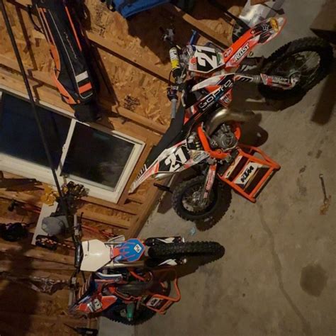 Bryson Kilian（brysonkilian） Snapchatストーリー、スポットライト、レンズ