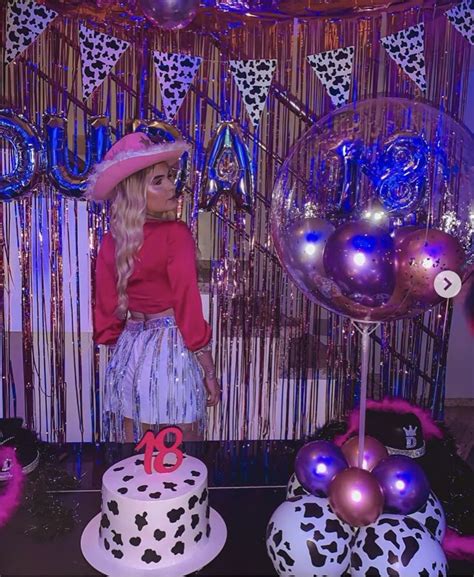 Pin De Cindy Gomez En Space Cowgirl Theme Fiestas Temáticas Vaqueras