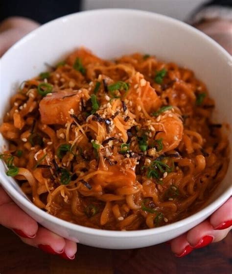 Paldo Volcano Carbonara Chicken Noodle Review Instant Ramen
