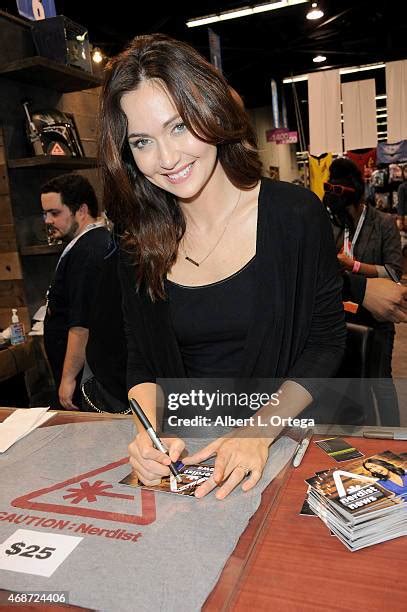 242 Jessica Chobot Photos And High Res Pictures Getty Images