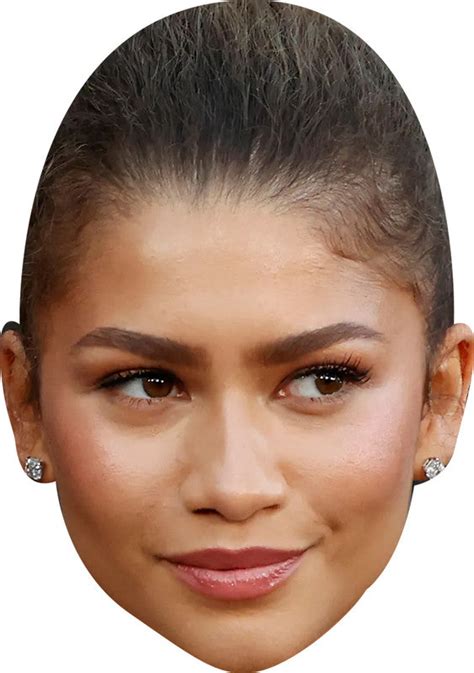 Zendaya Golden Globes 2025 Celebrity Face Masks