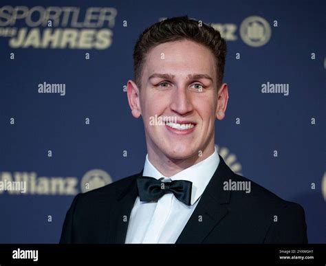 Lukas Maertens Schwimmen Auf Dem Roten Teppich Ger Sportler Des Jahres 2024 Gala Im Kurhaus