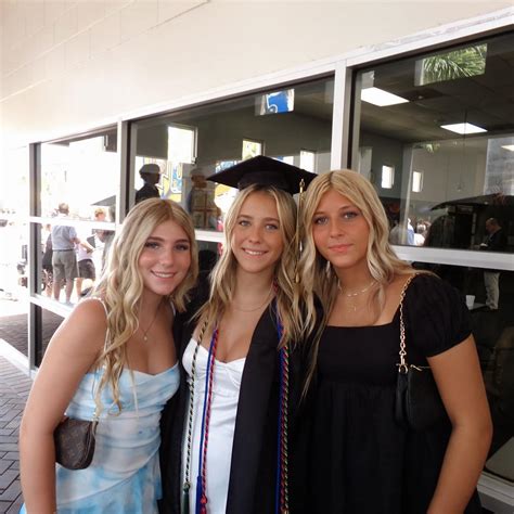 S O F I A Sofia Fabrizi • Instagram Photos And Videos