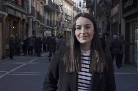 Jan Ersan Xuriguera Identifikatu Dute Bartzelonan Pertsona Migranteei