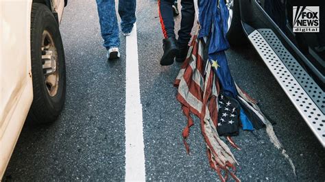 Pro Palestinian Protesters Scale Part Of Brooklyn Bridge Force