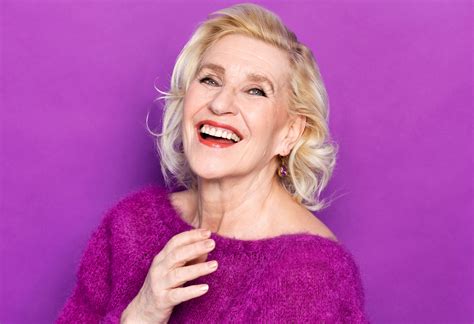 Eija Vilpas Pirren Punainen Tuulitakki Koki Karun Kohtalon Vaaleissa