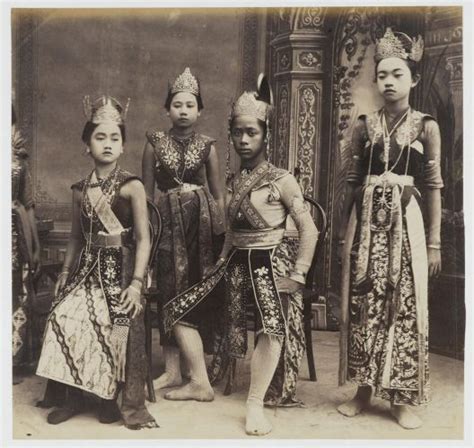 Dari Lesung Ke Panggung Sejarah Kelahiran Dan Perkembangan Kethoprak
