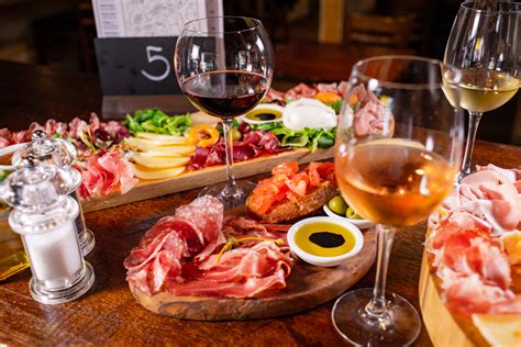 Italian Wine And Food