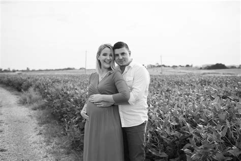 Autumn Maternity James And Abigail Atchison Kansas Chloe