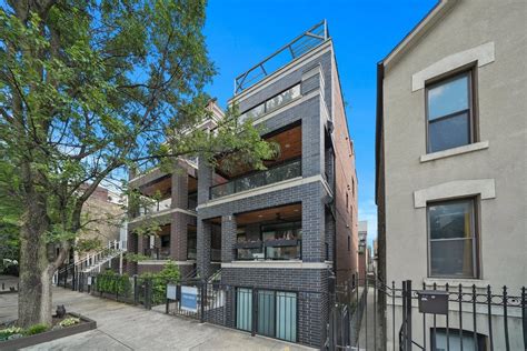 1635 W Pierce Ave 1 Chicago Il 60622 ®