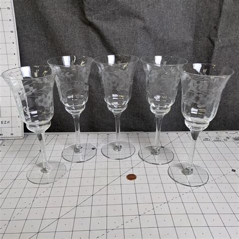 109 Floral Print Glass Drinking Ware