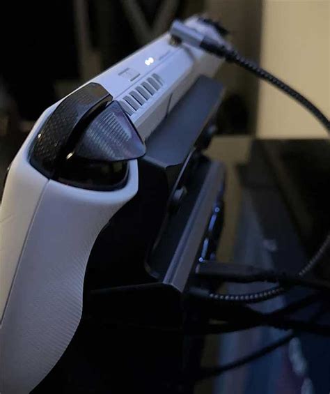 Best Asus Rog Ally Docks For Tv And External Monitors Nerd Techy