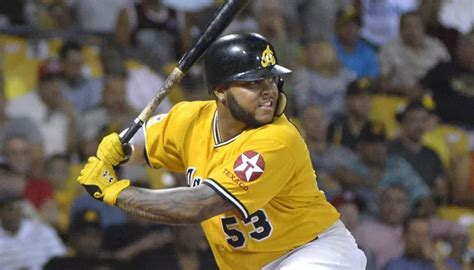 Escogido Adquiere En Cambio A Edwin Espinal