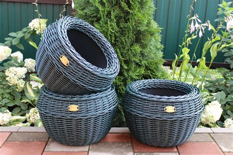 Кашпо из искусственного ротанга в интернет-магазине на Ярмарке Мастеров ...