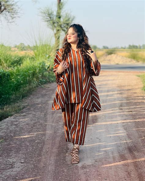 Shop Now Printed 2 Piece Lawn Suit 2999 Cut Shut Closet